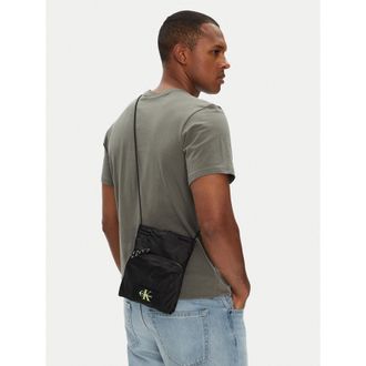 Calvin Klein Umh&auml;ngetasche Calvin Klein Tech Utility Small Cb LV04G1079G Schwarz