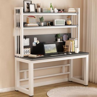 Generic Schreibtisch mit Ablagef&auml;chern, Computertisch for B&uuml;ro, Gaming Arbeitsplatz for Homeoffice, B&uuml;robedarf, Kopfh&ouml;Rer und Pflanzen