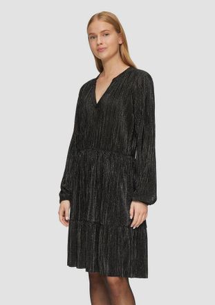 s.Oliver Minikleid Kleid Plissiertes Jersey-Kleid mit Glitzereffekt