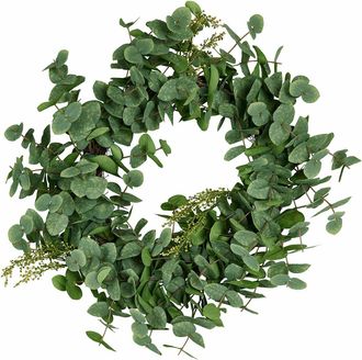 Loberon Kranz Cranleigh - Naturnahe Eukalyptus-Optik, ganzjährig Dekorativ, Grün, lebendige Ausstrahlung - Rattan/Eisendraht, grün