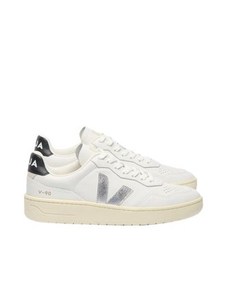 Veja Womens Sneakers V-90 White-Silver-Black Leather Trainers White/silver/black