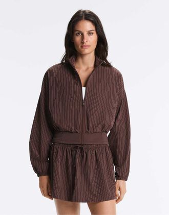 Oysho Oysho - Veste en tissu technique d&eacute;perlante &agrave; fines rayures - Marron