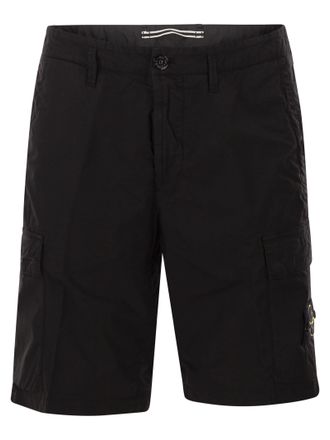 Stone Island Bermuda cargo coupe classique avec poches zipp&eacute;es