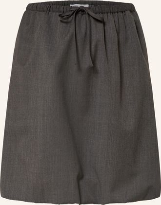 Sams&oslash;e & Sams&oslash;e Sams&oslash;e Sams&oslash;e Rock Saroko grau