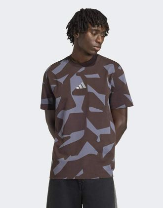 adidas adidas Performance - Amg - T-shirt manches courtes &agrave; motif camouflage - Caf&eacute; aurore et onyx aurore-Brown