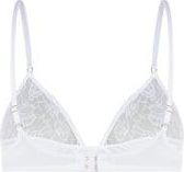 Le Petit Trou Brassi&egrave;re en dentelle