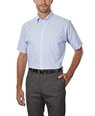 Van Heusen Chemise Oxford à Manches Courtes pour Homme, Coupe Droite, Couleur Unie, Bleu, 17.5-18 Neck