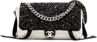 Chanel Hobo Bags - Bicolor Tweed and Nylon Astronaut Essentials Flap - Gr. unisize - in Schwarz - f&uuml;r Damen