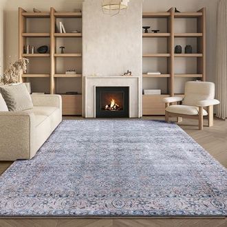 Safavieh Traditionell Teppich f&uuml;r Rug Ideal f&uuml;r stark frequentierte Bereiche - Maschinenwaschbar und rutschfest - Tucson Collection, Kurzer Flor, in Blau und B