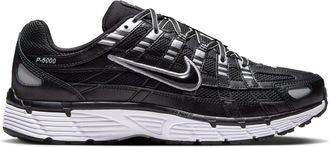 Nike P-6000 Sneaker f&uuml;r Herren, Klobiger Absatz (Schwarz/Wei&szlig;/Silber)