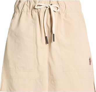 Moncler HOSEN & R&Ouml;CKE - Shorts & Bermudashorts auf YOOX.COM