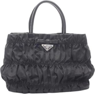 Prada Pre-owned Sac &agrave; main en nylon Tessuto Gaufre et cuir - Femme - Pre-owned - Noir - Taille: ONE Size