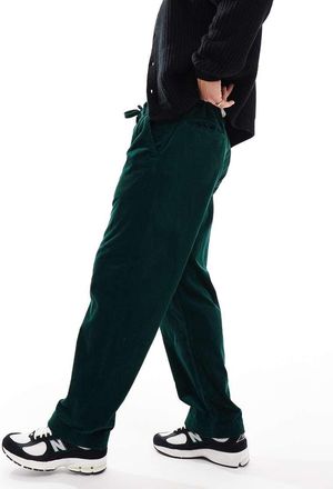 Polo Ralph Lauren Easy - Gerade geschnittene Hose aus Cord in Dunkelgr&uuml;n mit Falten