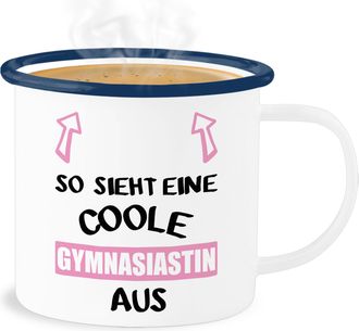 Shirtracer Emaille Becher Blechbecher - Einschulung Geschenk Tasse Schulanfang - So sieht eine coole Gymnasiastin aus - 300 ml - Weiß Blau - schulanfangsgeschenk