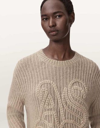 AllSaints Chain - Pullover in Gerstenwei&szlig; mit AS-Motiv