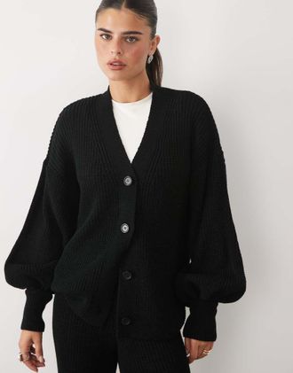 Missy Empire Cardigan-Kombiteil mit Ballon&auml;rmeln und durchgehender Knopfleiste in Schwarz