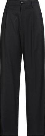 Berwich WOMAN IN BERWICH