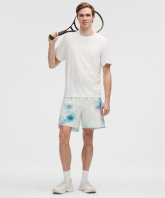 lululemon Short de tennis a&eacute;r&eacute; pour Hommes - 18 cm - Blue/Vert/&Eacute; - Taille 2XL