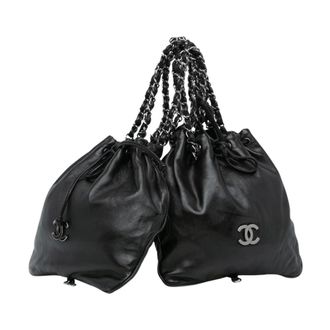 Chanel Pre-owned CC Calfskin Dual Twin Chain Handbag - - Pre-owned - Damen - Schwarzk - ONE SIZE