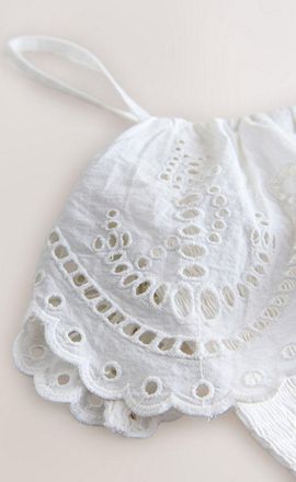 Next Maxikleid &Auml;rmelloses Foldover-Maxikleid mit Cutwork (1-tlg)