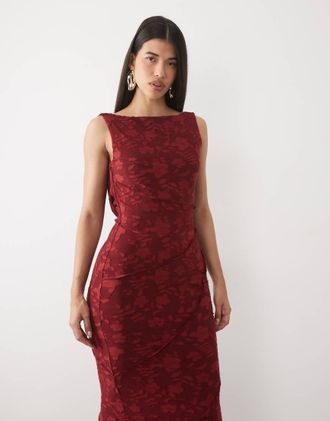 Asos robe longue d&eacute;vor&eacute;e &agrave; dos b&eacute;nitier couleur bordeaux-Rouge