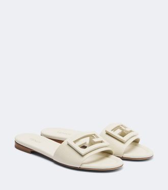 Fendi Mules FF en cuir