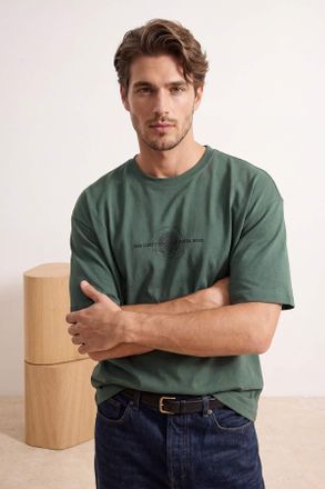 Trendyol MAN Herren Gr&uuml;n Slogan Kurz Oversize T-Shirts