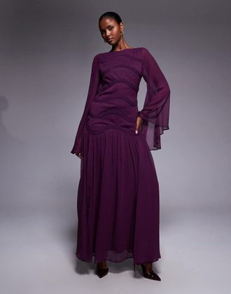 Asos Robe longue avec corsage &agrave; empi&egrave;cements, manches longues et finitions en dentelle - Baie-Violet
