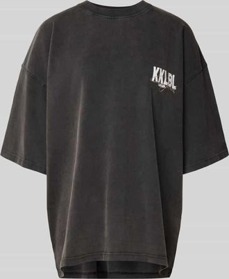 Karo Kauer Oversized T-Shirt mit Label-Print