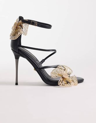 Azalea Wang Azalea Wang - Evanthe - Sandales &agrave; talon avec d&eacute;tail fleur - Noir