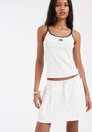 Tommy Jeans Mini-Faltenrock aus Twill in Wei&szlig;