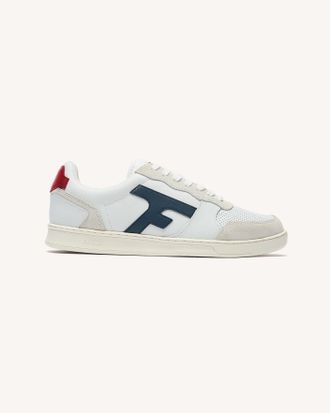 Faguo Baskets cuir blanc, bleu marine