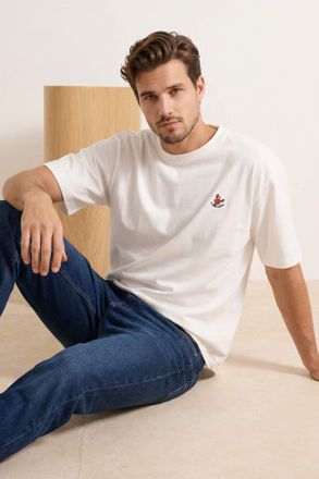 Trendyol MAN Herren Ecru Bestickt Kurz Oversize T-Shirts