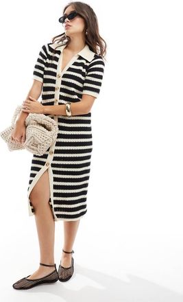 Vero Moda Y.A.S - Robe mi-longue en maille crochet&eacute;e ray&eacute;e-Multicolore