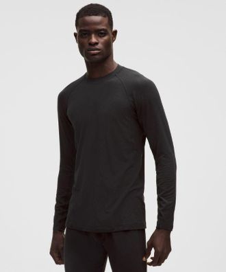 lululemon Rundhals-Baselayer aus einem Merinowollgemisch f&uuml;r M&auml;nner - Gr&ouml;&szlig;e 2XL in Black