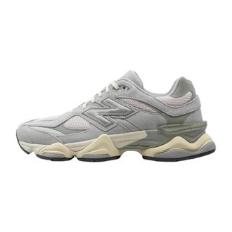 New Balance Homme, Chaussures, Gris, Taille: 44 EU Baskets 9060