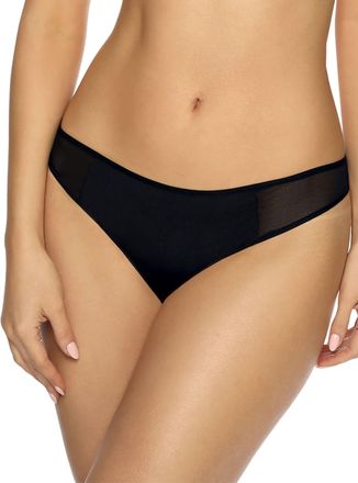 Viania String Sally