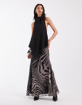 Asos robe longue en mousseline &agrave; col montant et double couche imprim&eacute; z&egrave;bre-Multi
