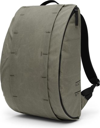 Db Hugger Backpacks aus Polyamid und Polyester in der Farbe Forest Green mit einem Volumen von 15L, Größe: 48x30x16 cm, 1000173201701