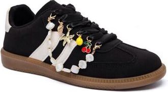 Erynn Baskets Ayanna