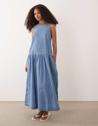 New Look Midaxi-Jeanskleid in Mittelblau mit tiefer Taille