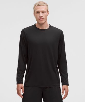 lululemon Mile Maker Leichtes Langarmshirt f&uuml;r M&auml;nner - Gr&ouml;&szlig;e XL in Black