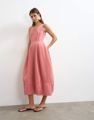 Topshop Robe mi-longue en jean avec col en V - Rose
