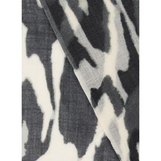 Au Printemps Paris Foulard t&acirc;chet&eacute; en laine