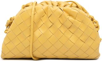 Bottega Veneta Hobo Bags - Nappa Intrecciato The Mini Pouch Crossbody - Gr. unisize - in Gelb - f&uuml;r Damen