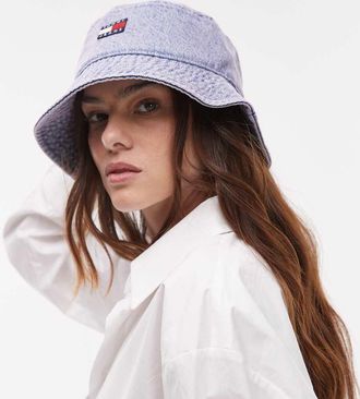 Tommy Jeans Bob en jean avec logo drapeau - Lilas d&eacute;lav&eacute;-Violet