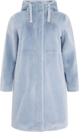 Yoek Coat