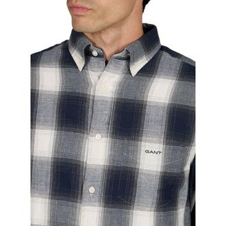 GANT Chemise droite col boutonn&eacute; &agrave; carreaux en coton