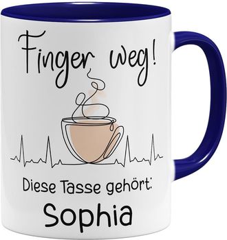 OM3 bedruckte Kaffee-Tasse mit Spruch - Finger weg diese Tasse geh&ouml;rt Wunschname - personalisierbar | Keramik Becher | 325ml | Beidseitig Bedruckt | Dunke