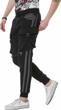 Cipo & Baxx Herren Jogginghose CR125A Schwarz - Bequeme Freizeithose mit sportlichem Schnitt funktionalen Taschen & modischem Design f&uuml;r Alltag, Sport und Streetw